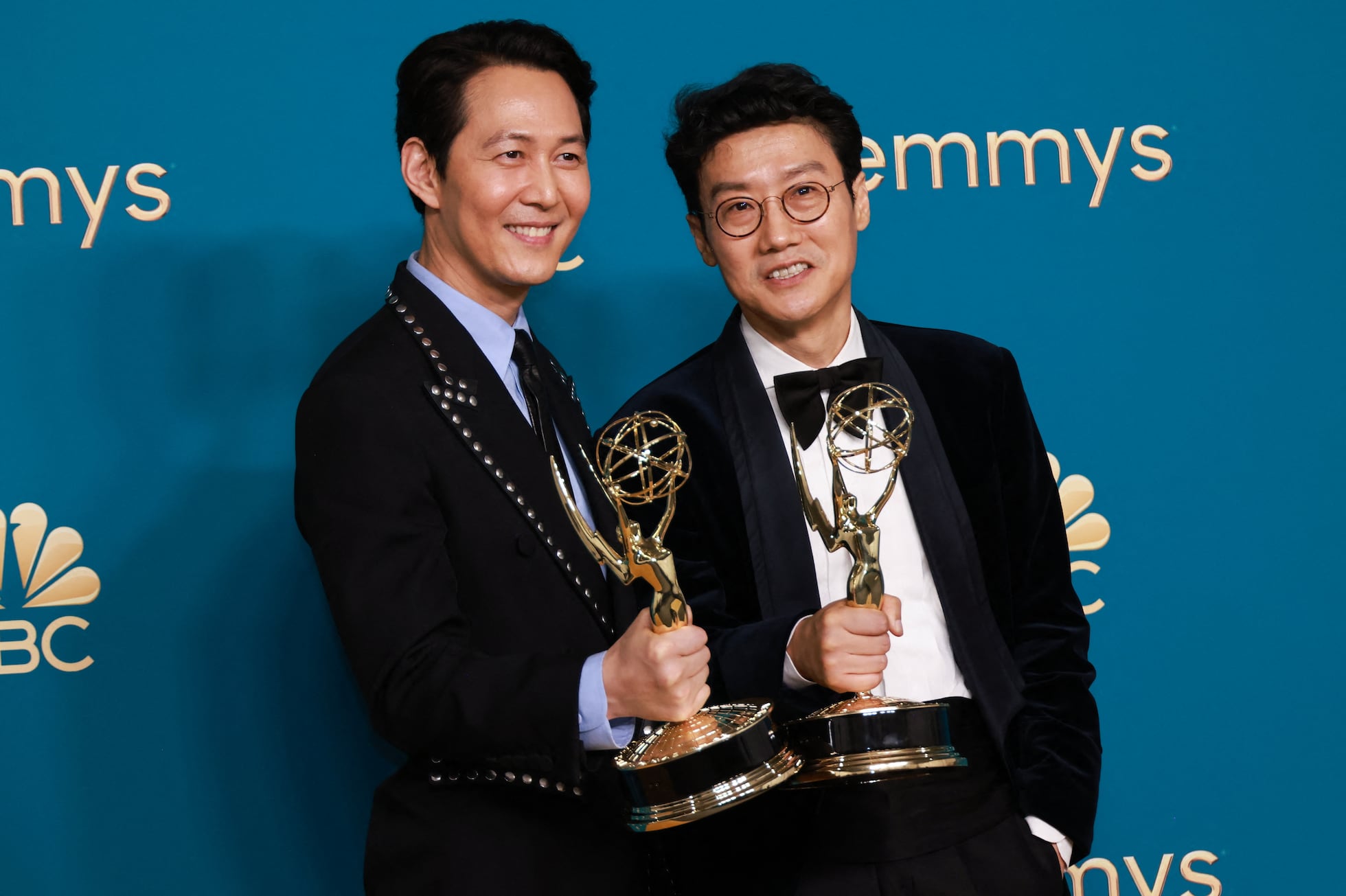 Premios Emmy 2022: ‘The White Lotus’ arrasa en la noche de los Emmy ...