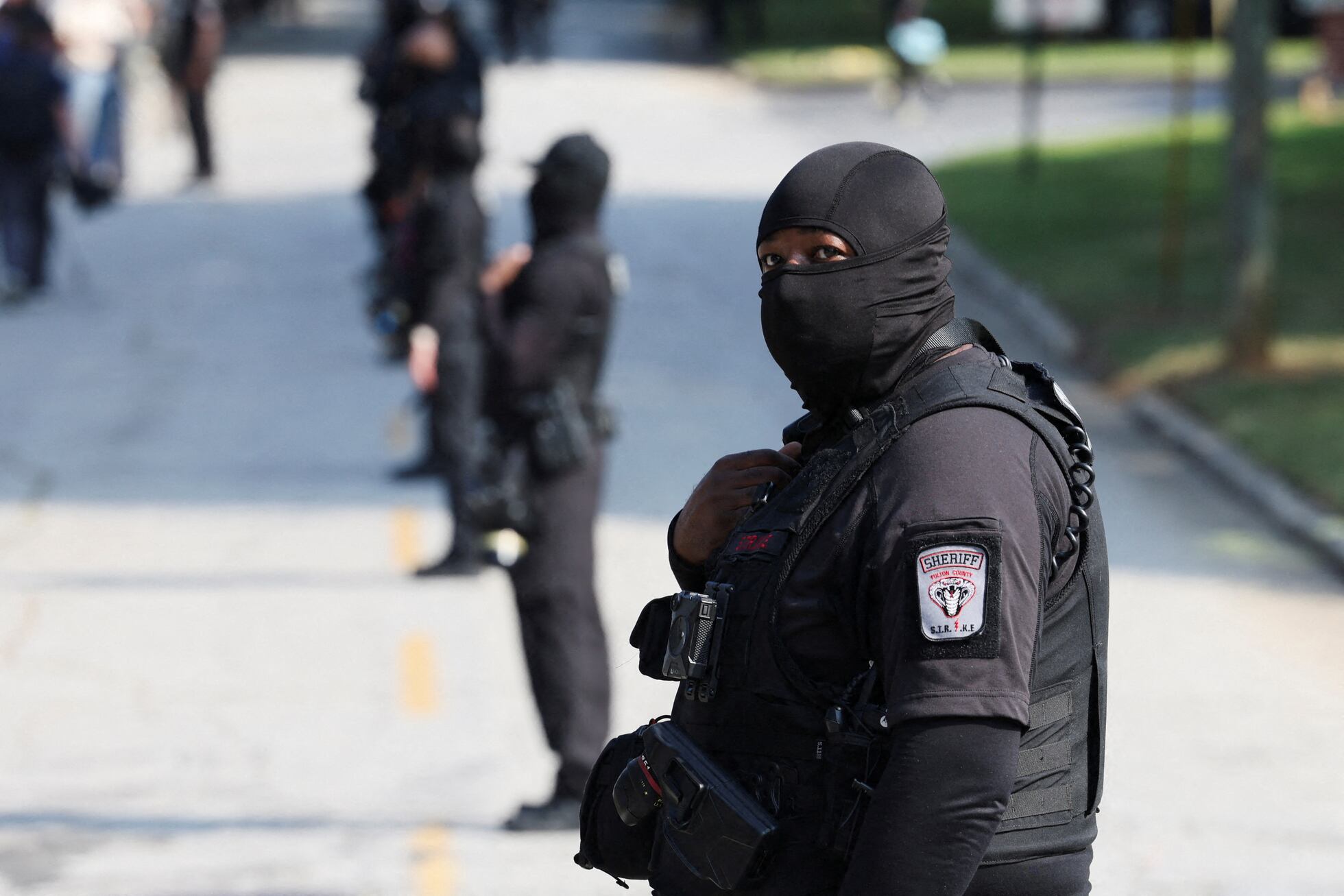 Donald Trump se entrega en una cárcel del condado de Fulton (Estados ...