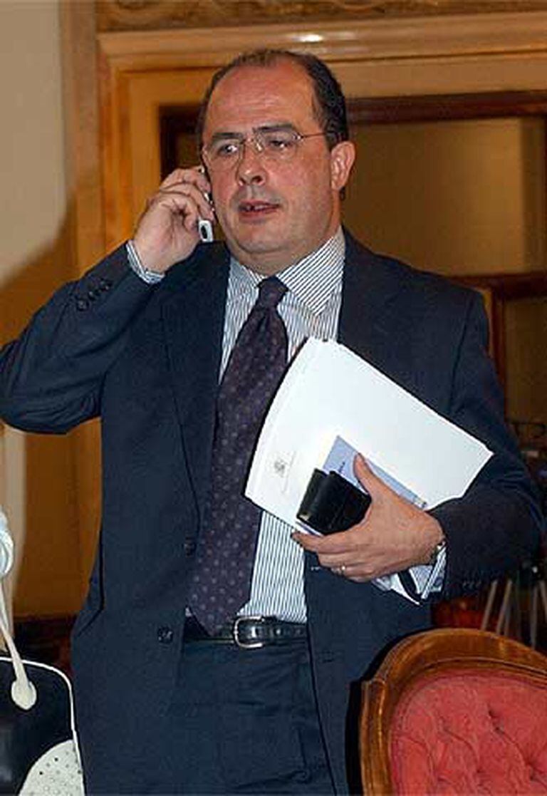 Ignacio Gil Lázaro, diputado del PP | Última | EL PAÍS