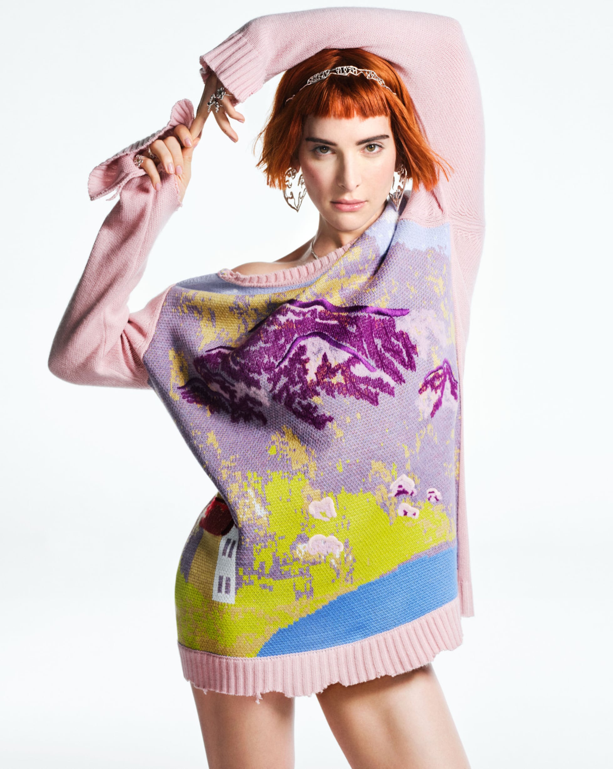 La modelo trans Hari Nef presenta lo nuevo de Desigual, una colección ...