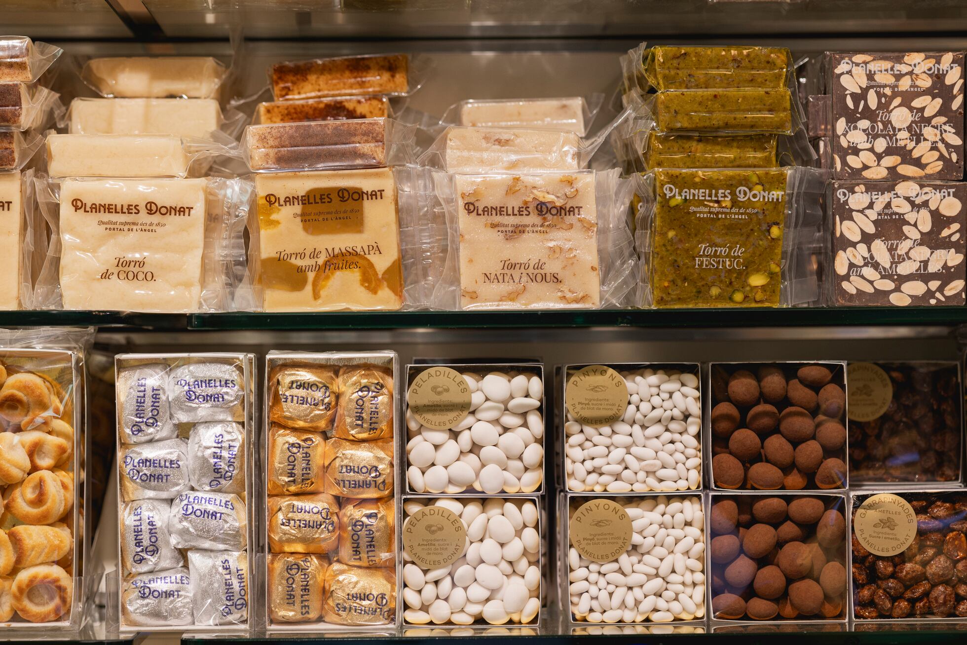 Por qué se vende turrón en algunas porterías de Barcelona | Gastronomía ...