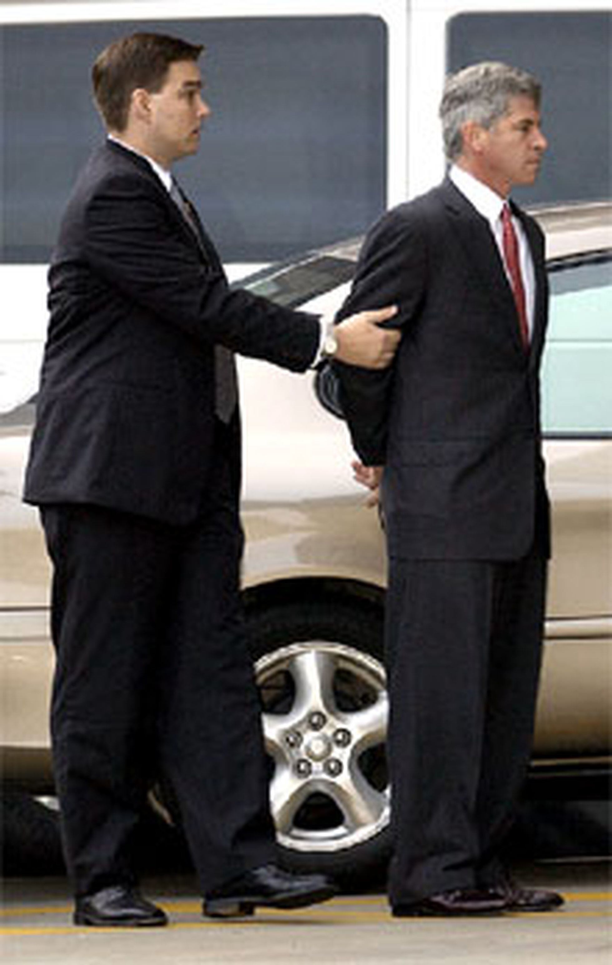 El FBI detiene al 'cerebro' de Enron | Economía | EL PAÍS