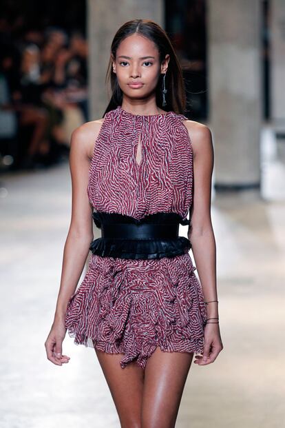 Isabel Marant y su inspiración más tribal | Fotos | Pasarelas de Moda ...