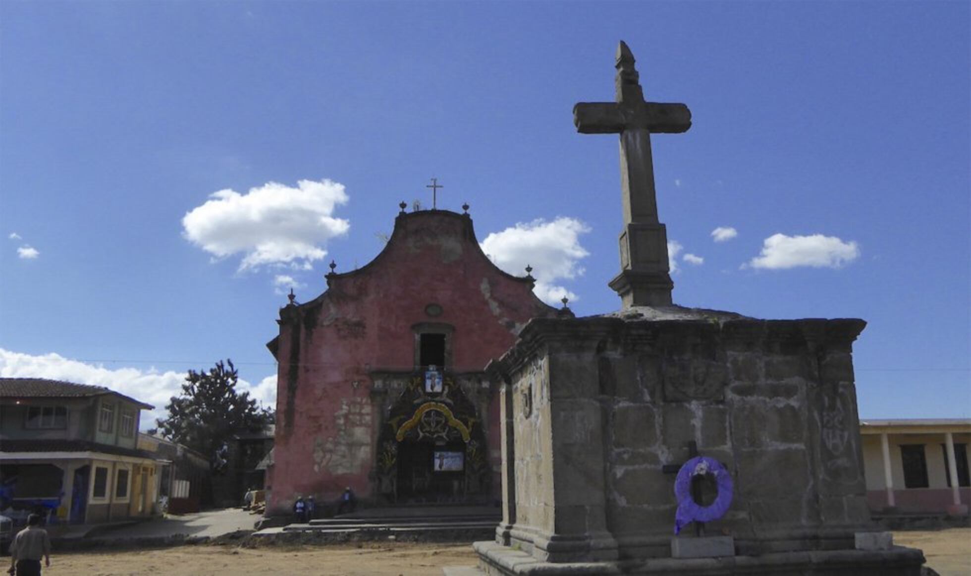 Las imágenes del interior de la iglesia de Santiago en Nurio, Michoacán ...