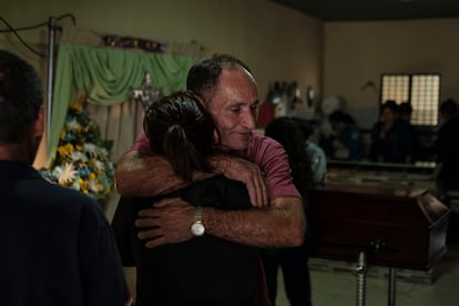 Rotos por una masacre | Fotos | EL PAÍS América Colombia