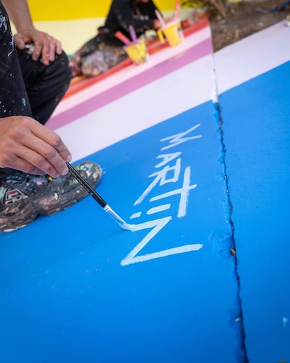 Martín Ron, el artista detrás del mural de Maradona más grande del ...