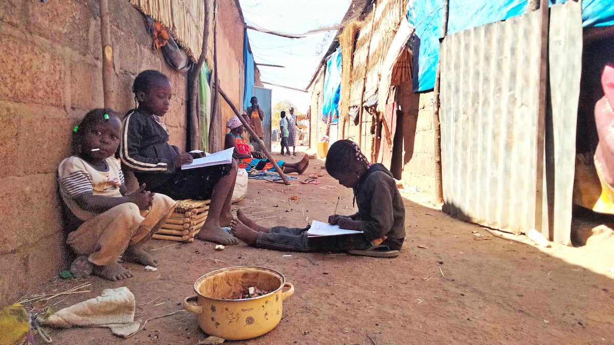 Burkina Faso: Desplazados por la violencia yihadista en el Sahel ...