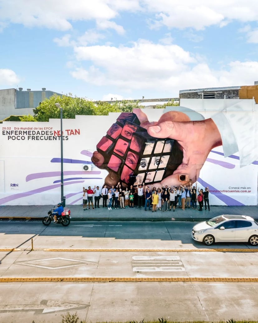 Martín Ron, el artista detrás del mural de Maradona más grande del ...