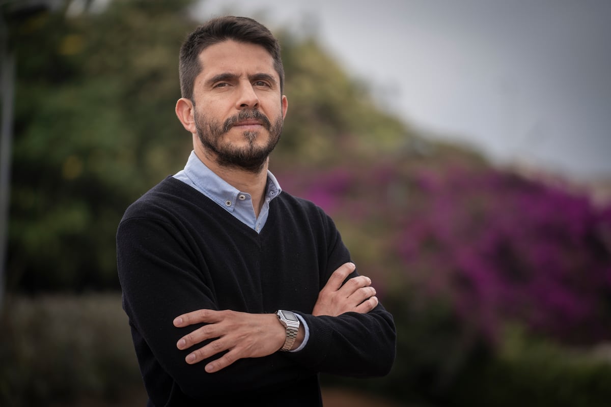 Carlos Camacho: “Estamos asistiendo al desvanecimiento del recuerdo ...