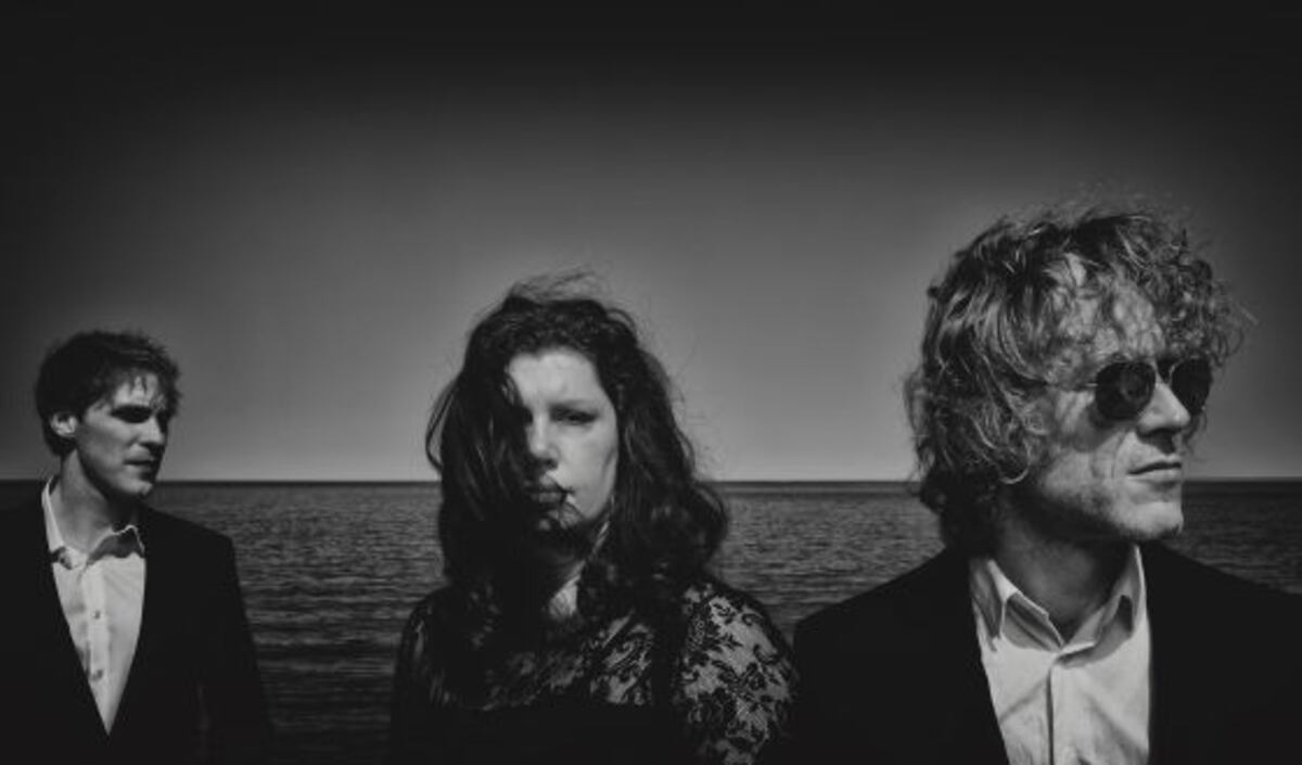 Low: “Un matrimonio que canta no vende, atrae más un amante en potencia ...