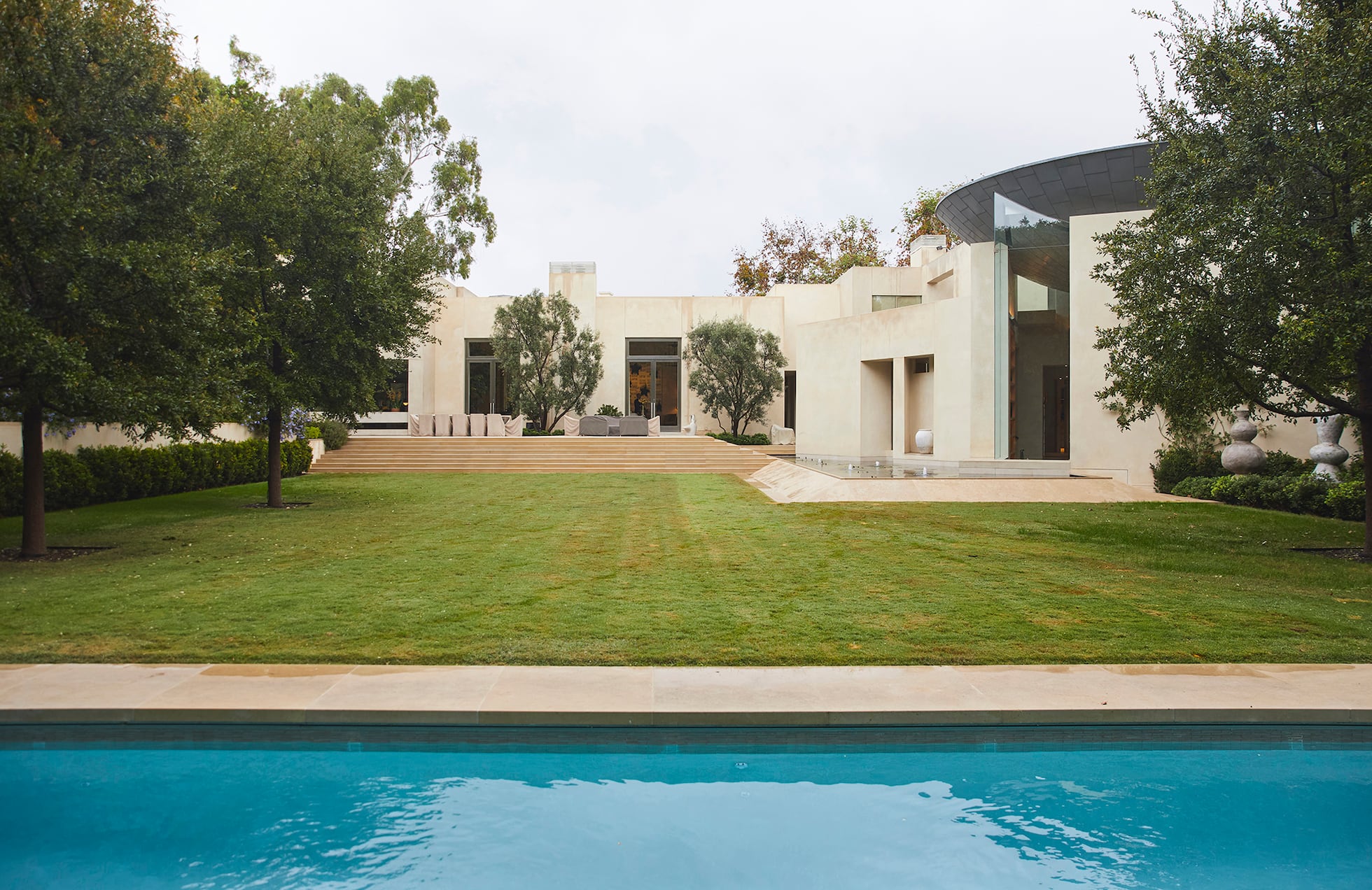 La casa de James Costos y Michael Smith: así es la nueva ‘embajada’ de ...