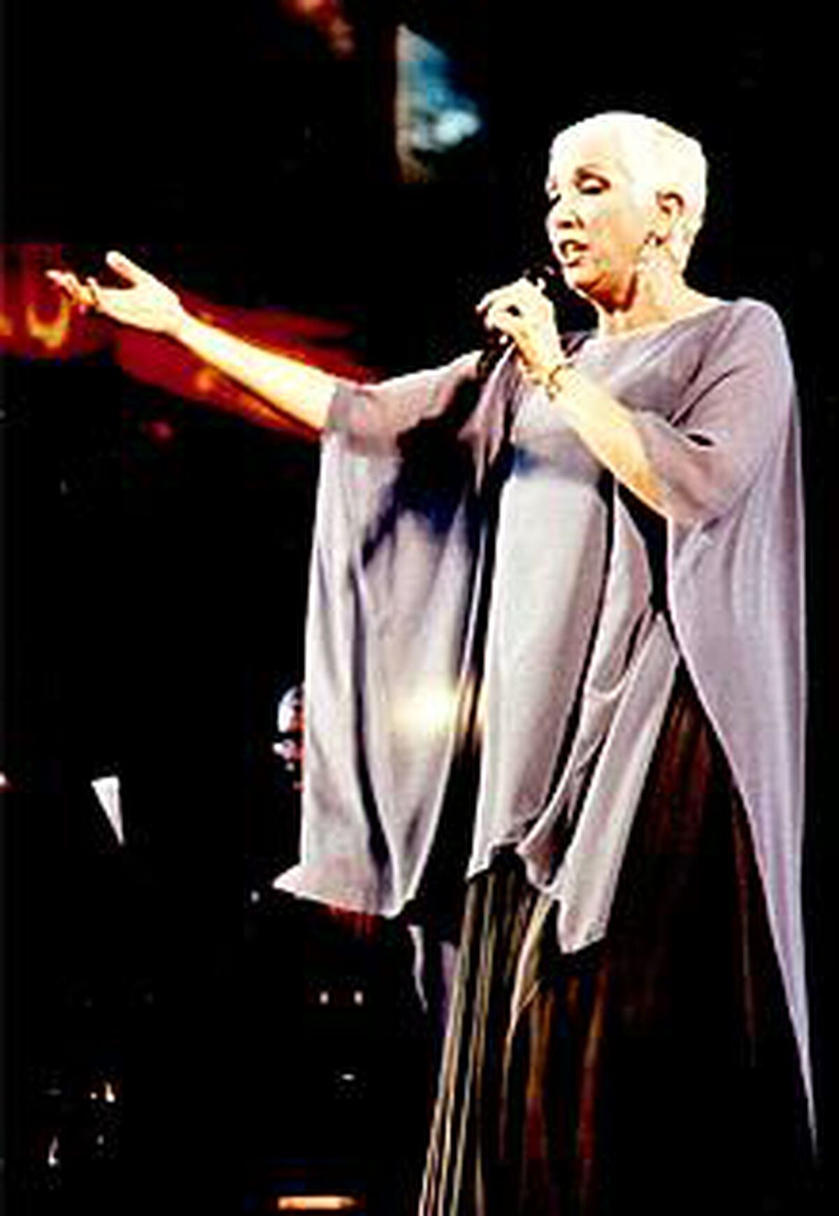 Susana Rinaldi, durante una actuación | Espectáculos | EL PAÍS