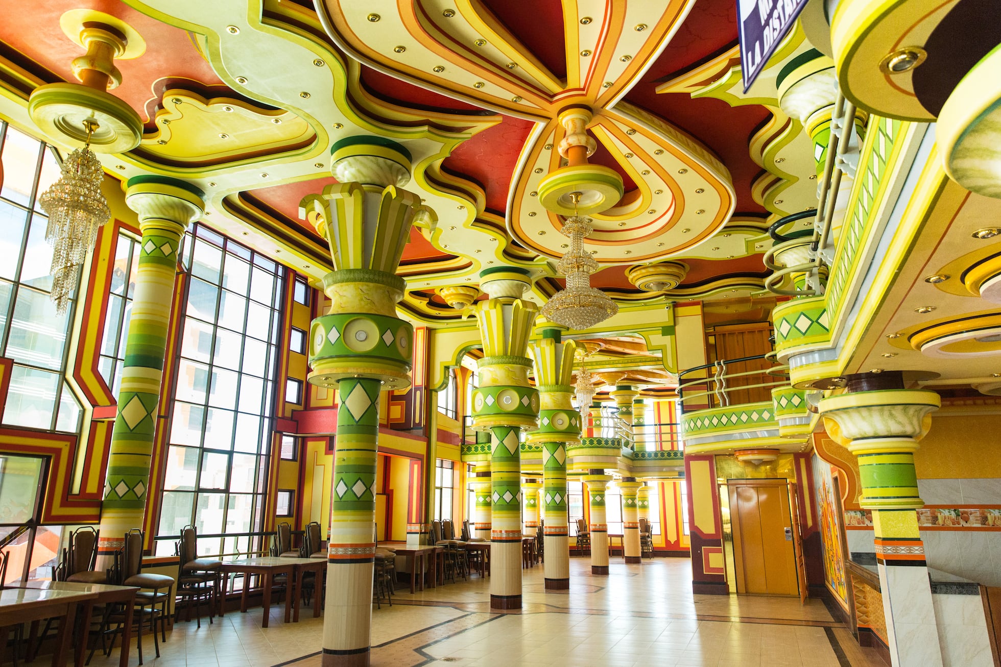 Los ‘cholets’, las casas de la nueva burguesía boliviana ...