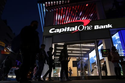 Capital One compra Discover Financial para crear un gigante de las ...