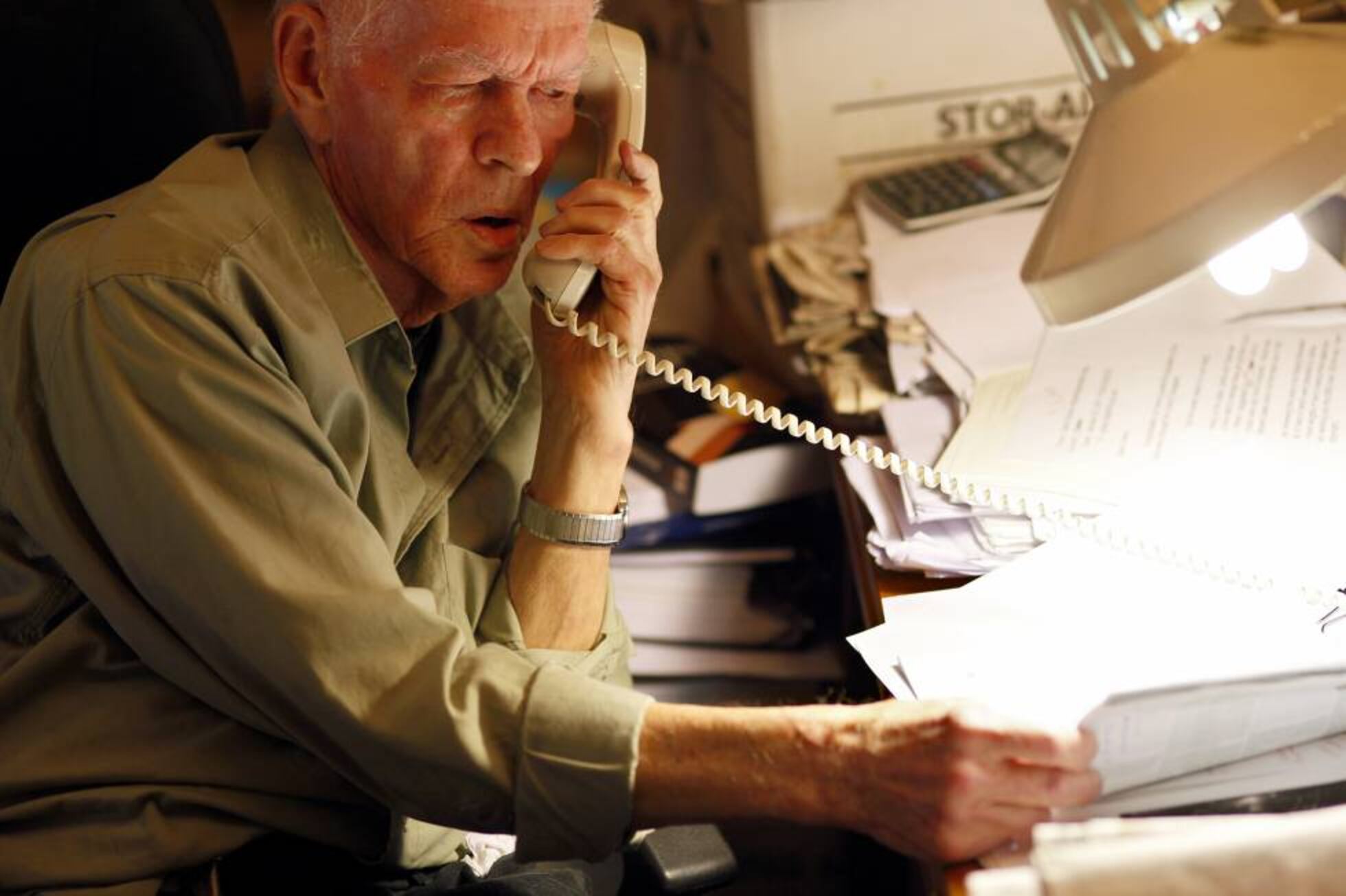 Revoluciones: Gene Sharp, el escritor que derrocaba dictadores | EL ...