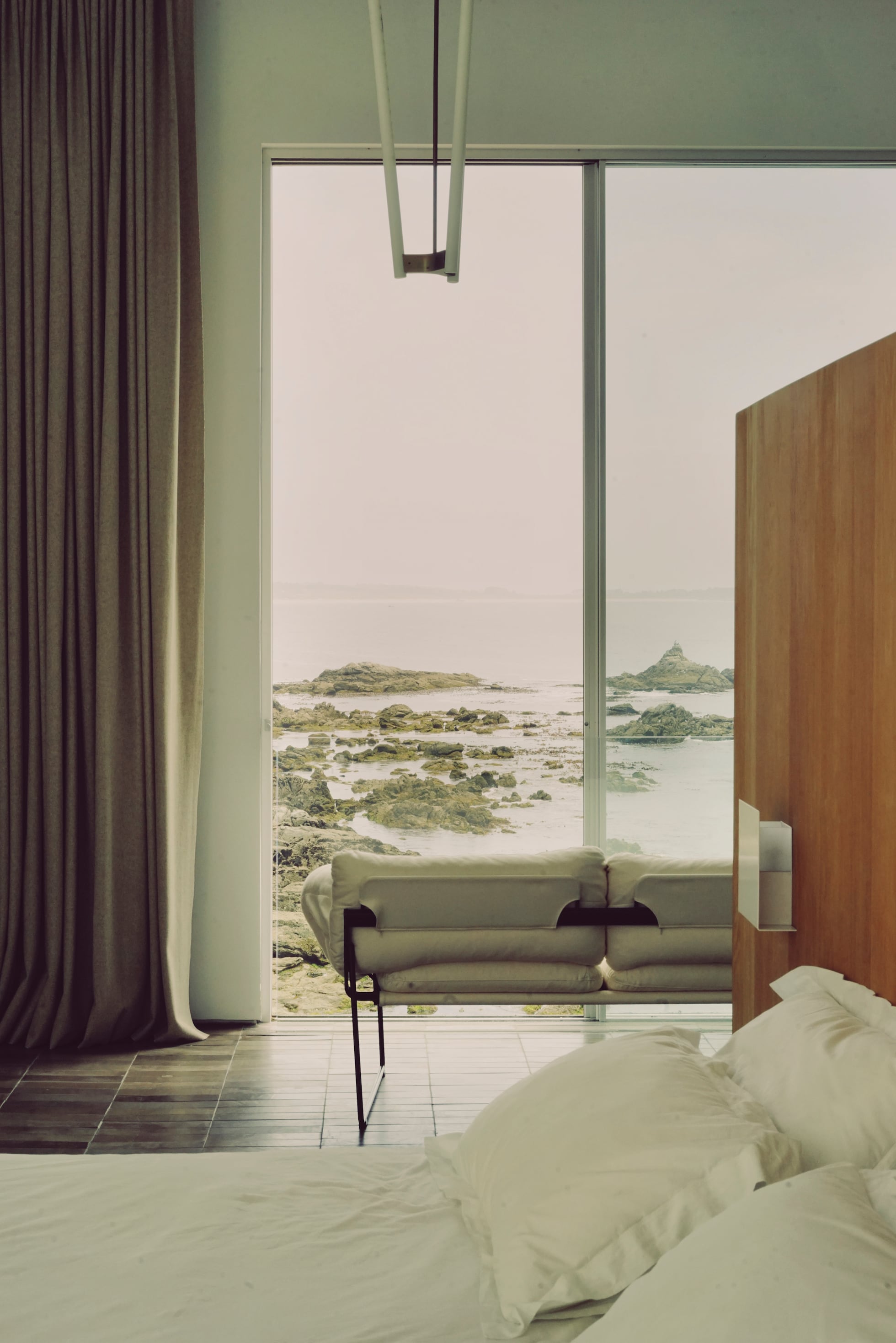 La casa gallega de Gabriel Chipperfield y Laura de Gunzburg, un hogar ...