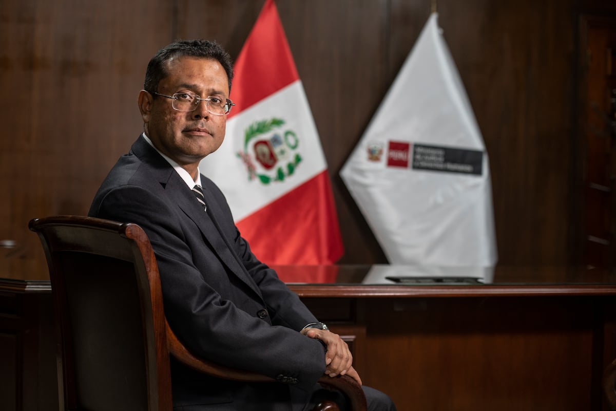 José Tello Alfaro, ministro de Justicia de Perú: “No nos aferramos al ...