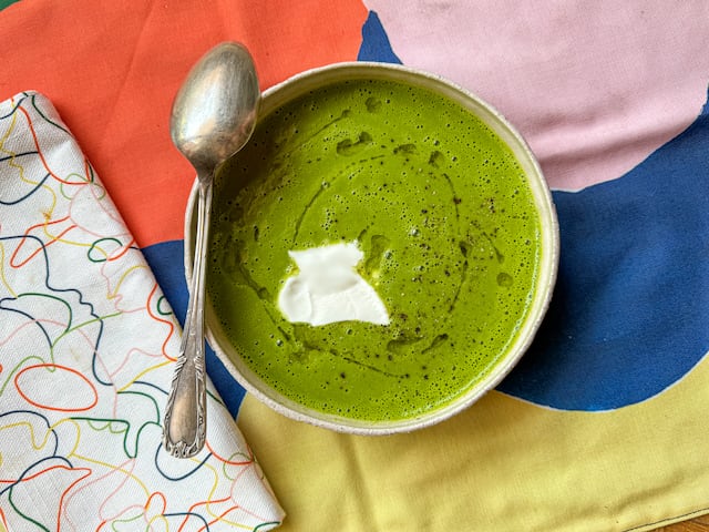 Crema fría de lechuga y limón | El Comidista | Gastronomía | EL PAÍS