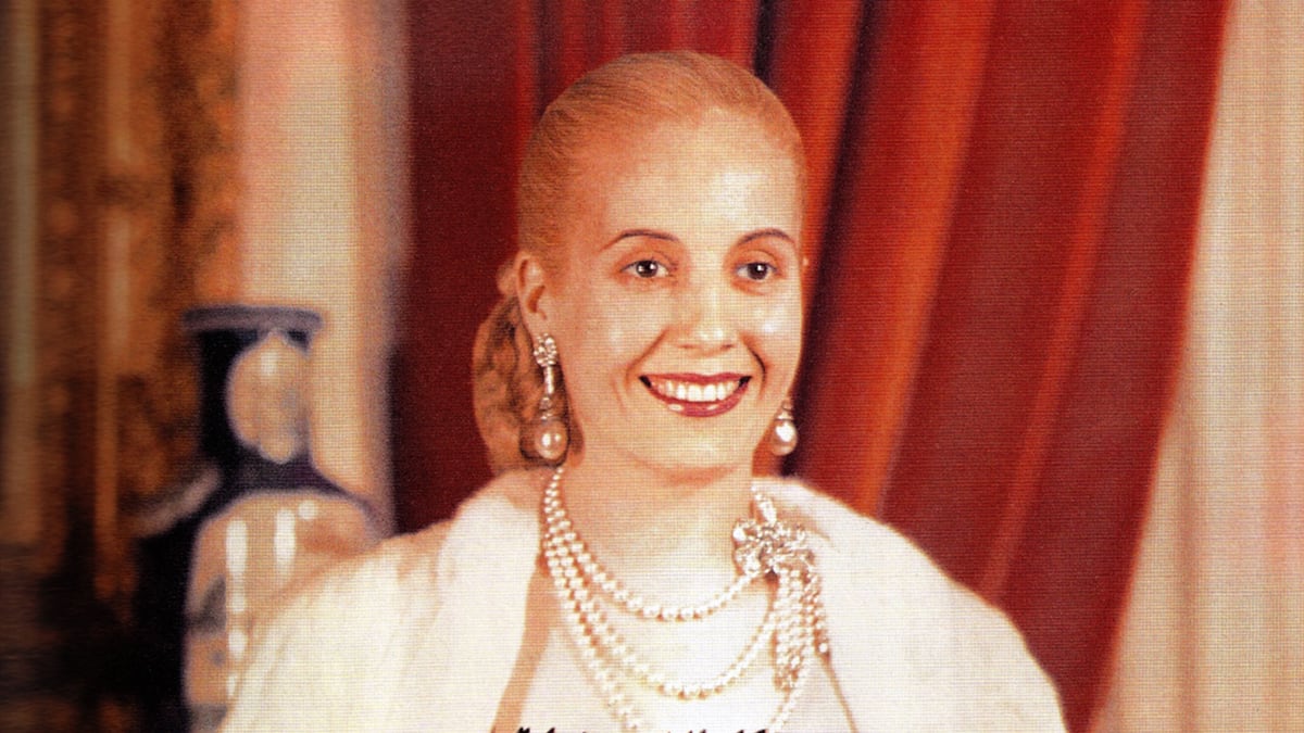 ‘The poor like to see me beautiful’: How Eva Perón used fashion as a ...