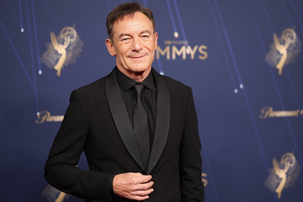El actor Jason Isaacs celebra 27 años de sobriedad: “Gracias a los que ...