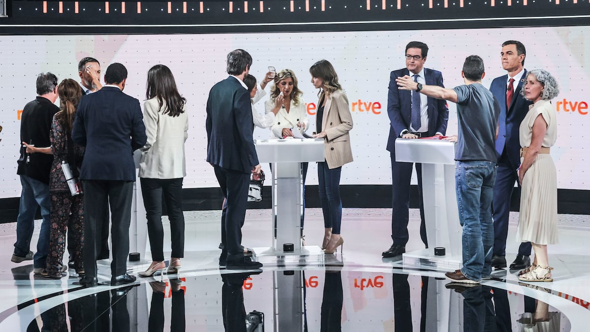 El VAR del debate: burlas y silencios elocuentes | Opinión | EL PAÍS