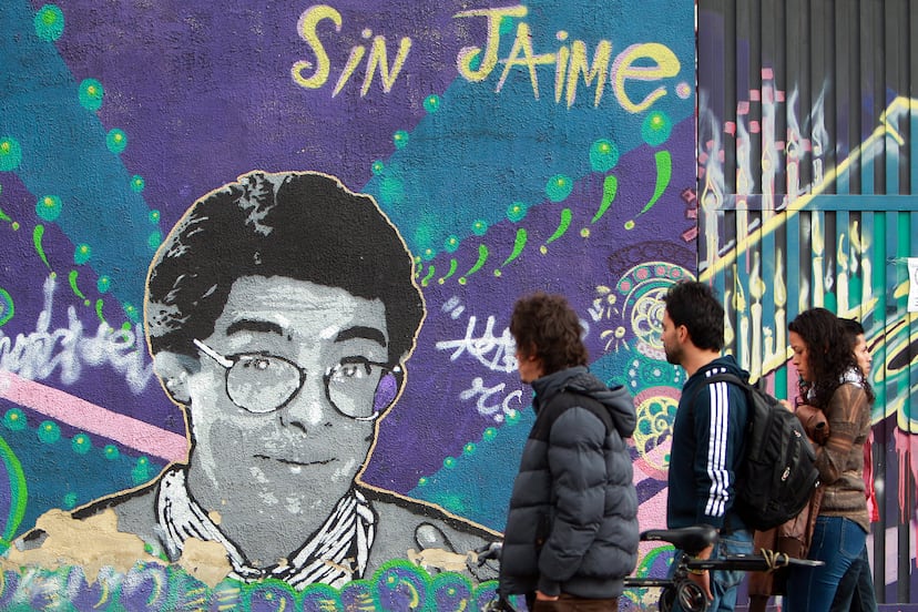 Jaime Garzón, un cuarto de siglo sin el humorista de la sonrisa ...