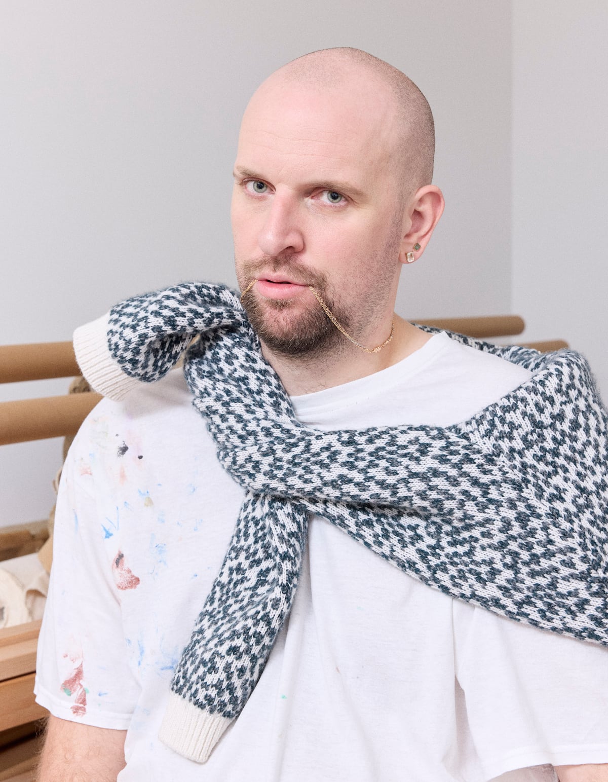 Oliver Hemsley: “No quiero definirme como artista con discapacidad ...