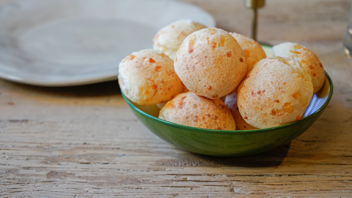 ‘Pão de queijo’: una receta fácil del panecillo de queso más famoso de ...