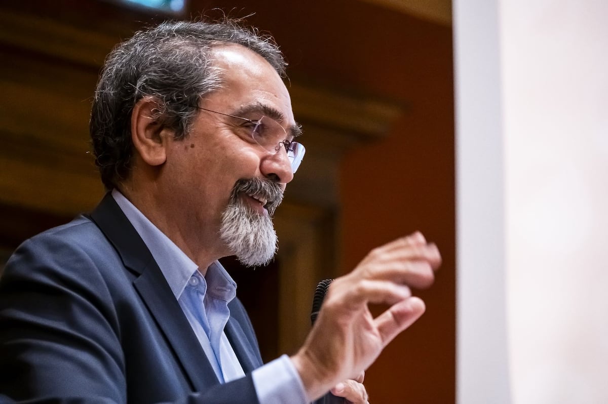 El opositor iraní Mehran Mostafavi: “Los iraníes no quieren reformas ...