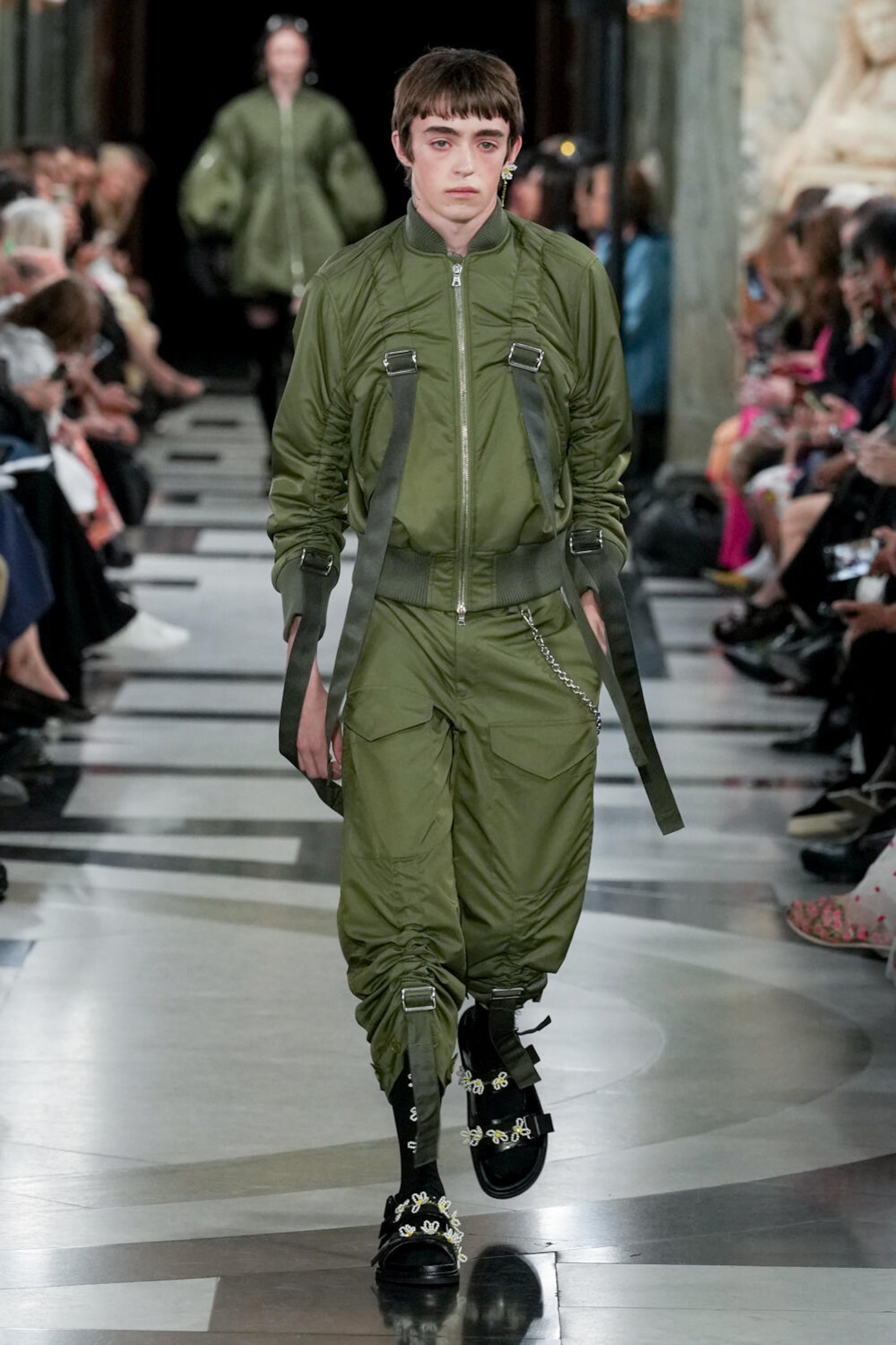 Los juegos de ‘boudoir’ rococó de Simone Rocha | Fotos | Pasarelas de Moda | S Moda | EL PAÍS