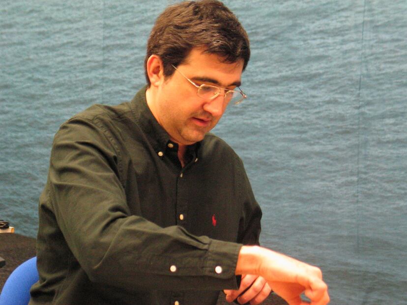 Death of Naroditsky (chess): Tragic death of chess player Naroditsky ...