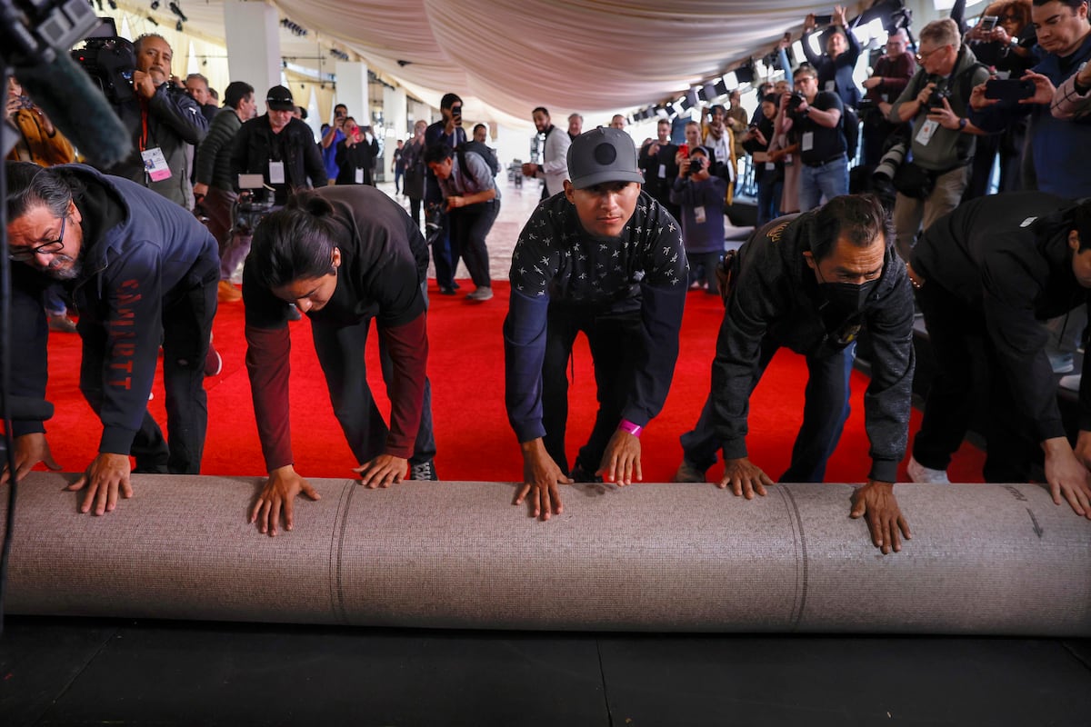 The star of the Oscars is ready: Hollywood rolls out the red carpet at ...