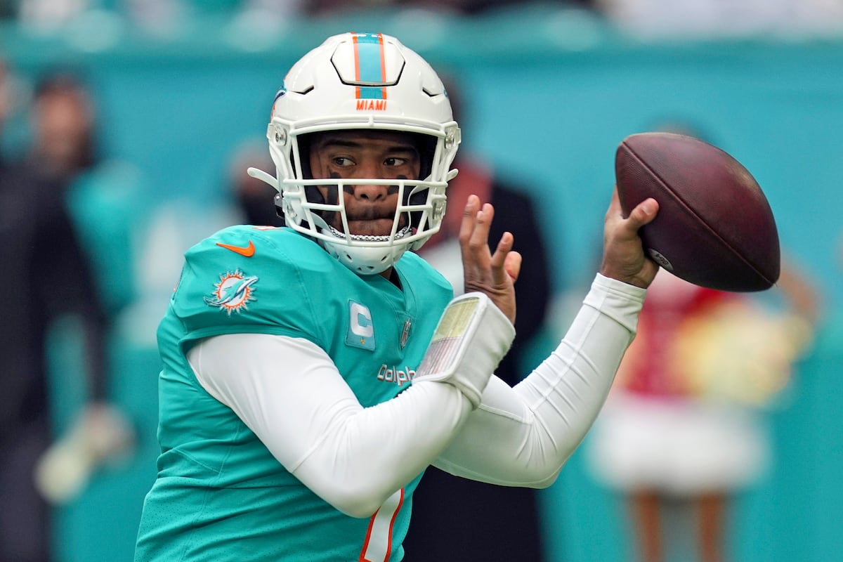 NFL: First QB helmet designed to help reduce concussions approved ...