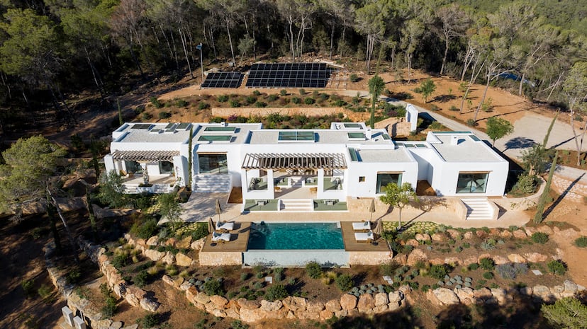 Las tres casas de la semana: oda a la arquitectura ibicenca por casi 9 ...