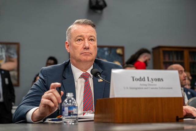 Acting ICE director Todd Lyons resigns | U.S. | EL PAÍS English