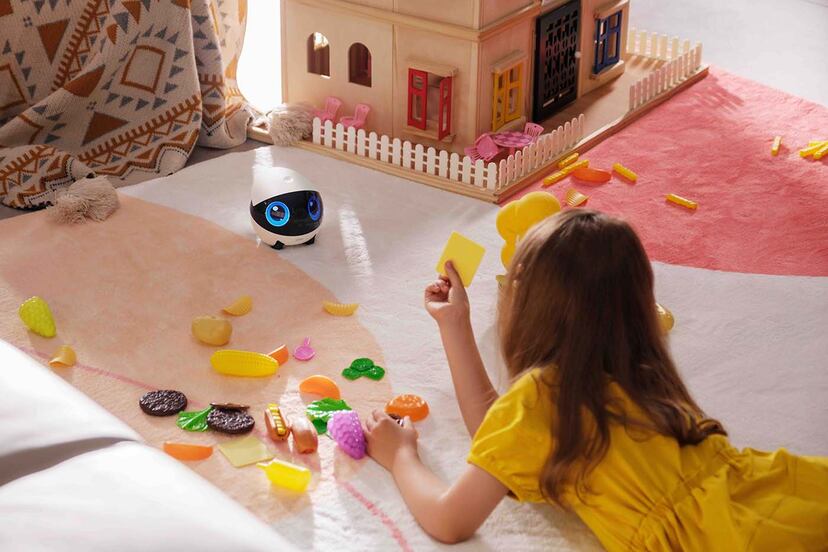 EBO Air 2 Plus, un robot con IA y un simpático diseño capaz de vigilar ...