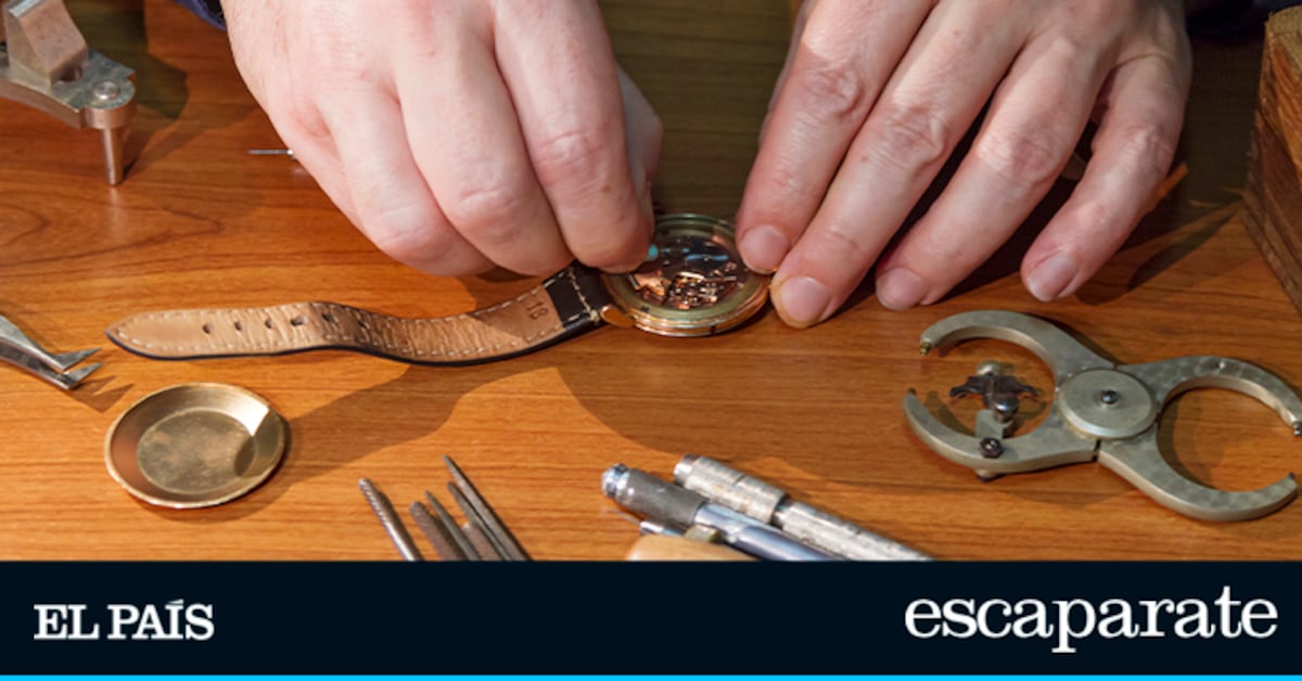 Si eres un apasionado de la horología, este kit para reparar relojes es ...