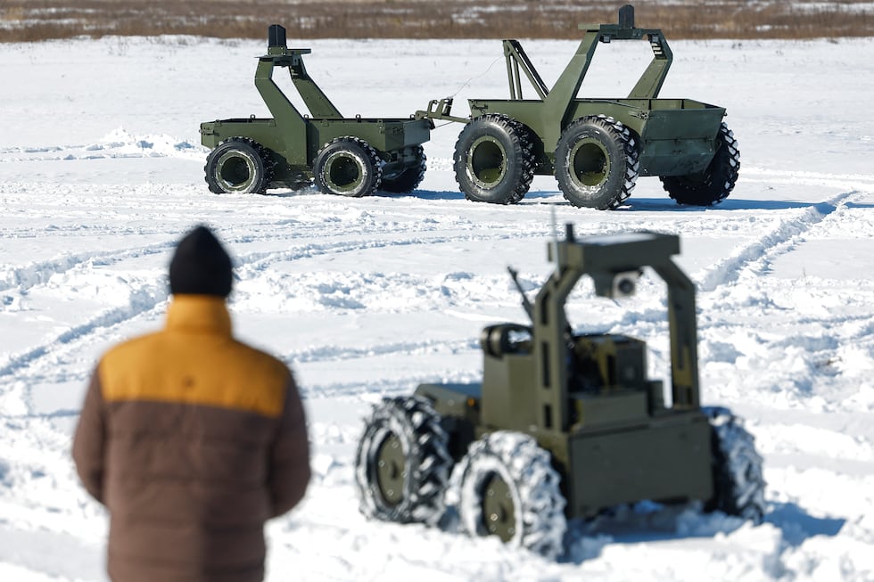 From tanks to robotic warfare: The transformation of the front lines in ...