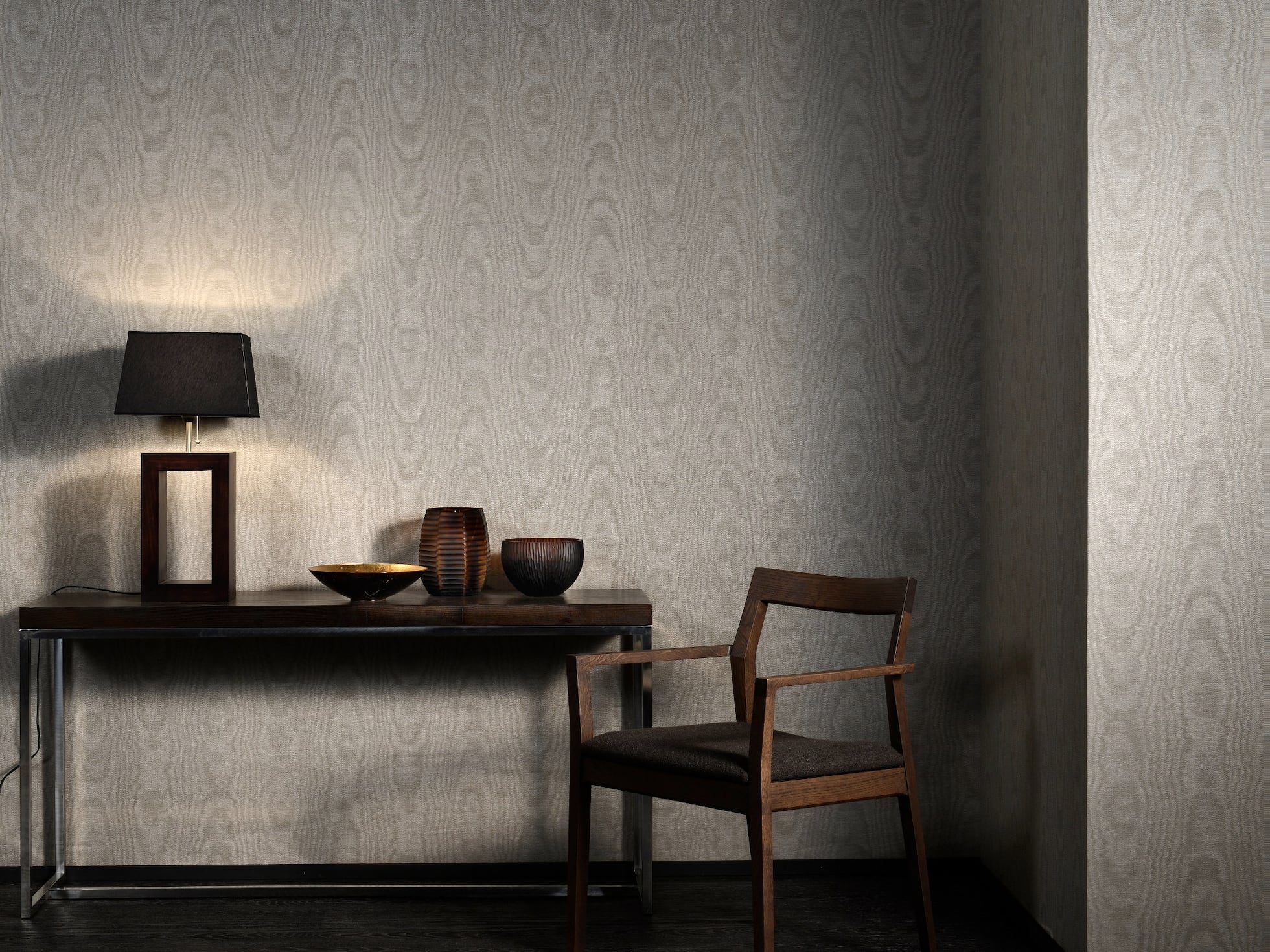 El regreso del moaré: la tela noble que vistió palacios y salones de ...