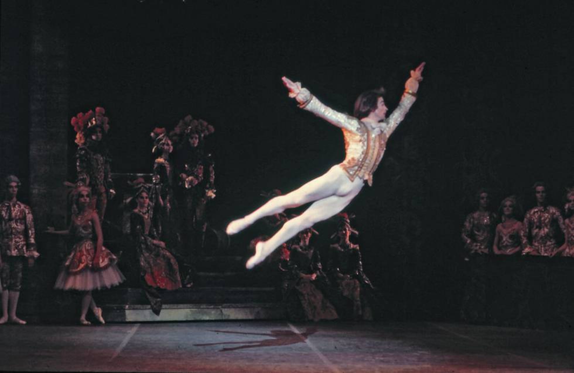 Rudolf Nureyev, el bailarín que danzaba por la libertad | Gente | EL PAÍS