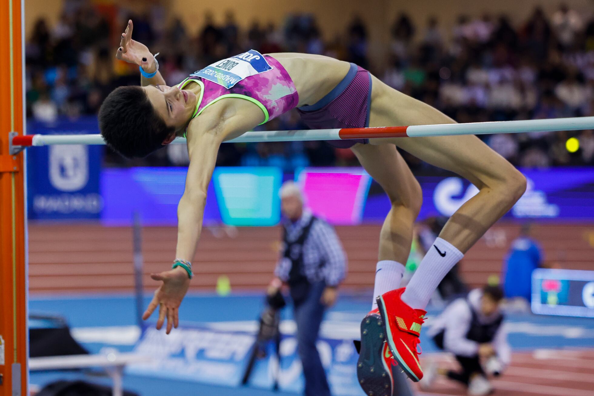 El atleta Abel Jordán dispara la euforia en los nacionales en pista ...