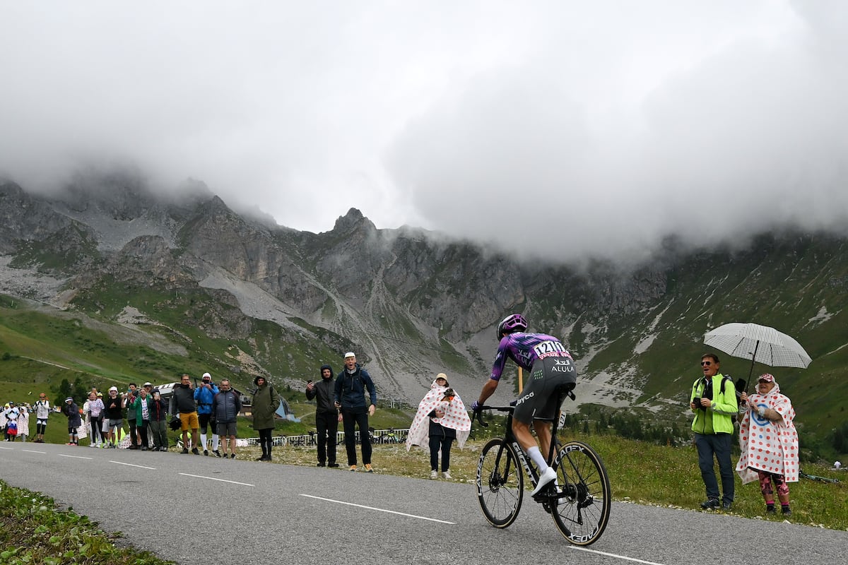 Íñigo Domínguez: Fingir ser inteligente todo el rato es muy cansado ...