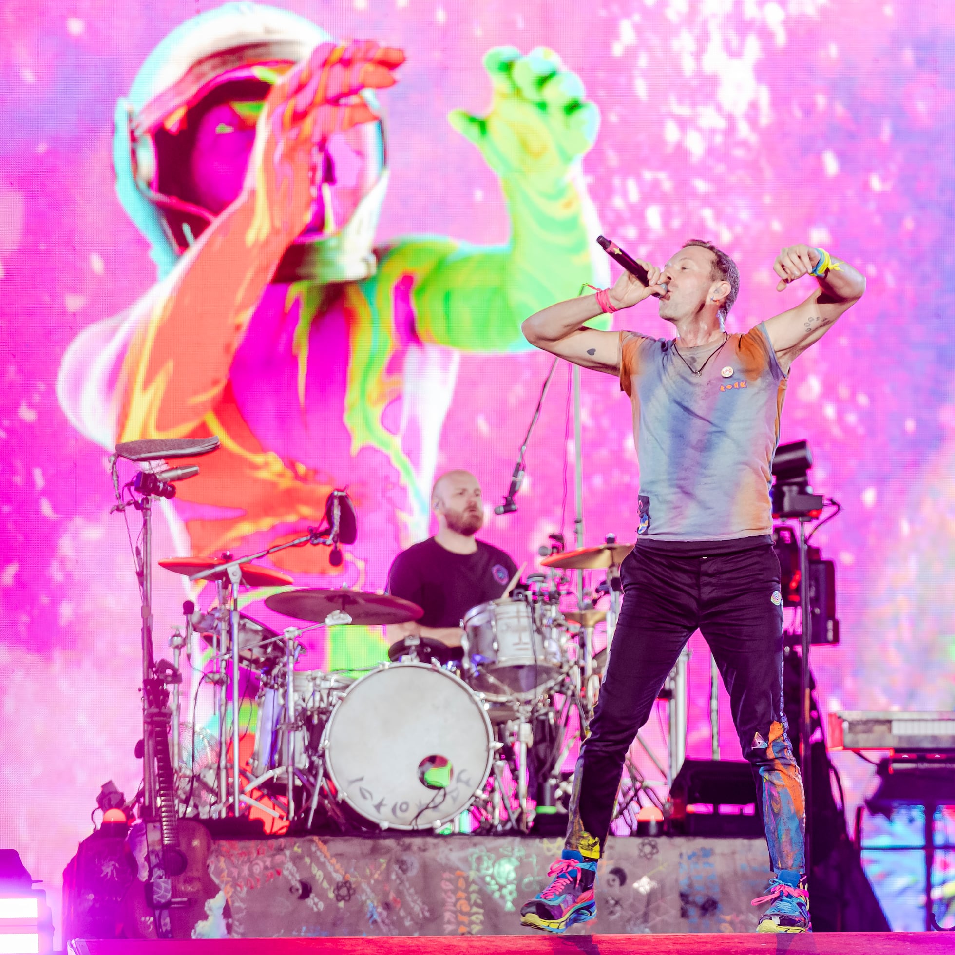 Music: Coldplay: Why such an irritating band can fill more venues than ...