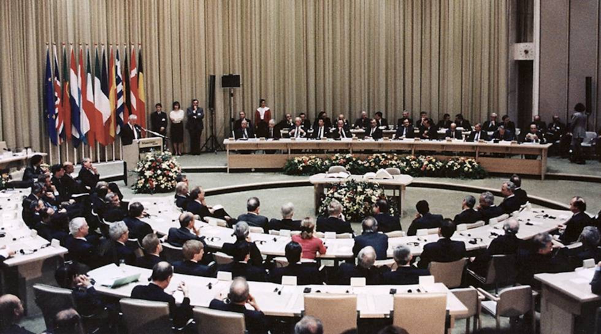 Spain observes 30 years in EU club amid growing euro-skepticism | EPS ...