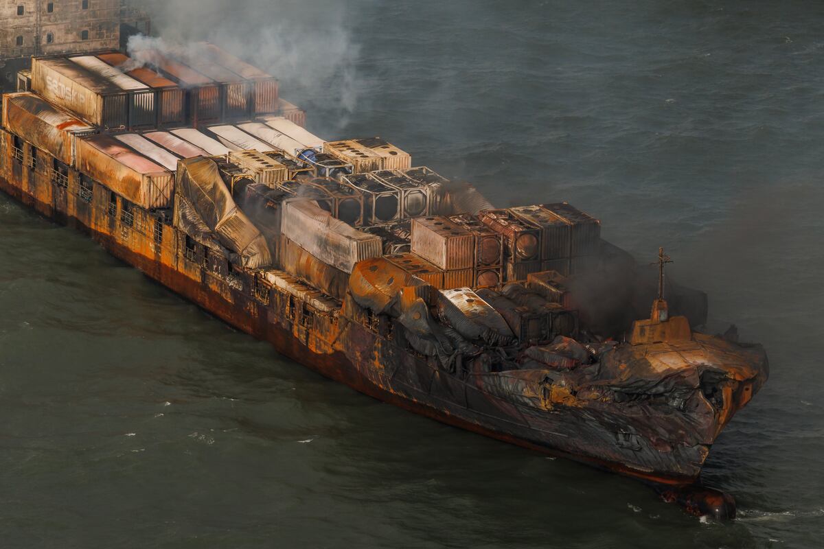 El momento de la colisión entre el petrolero ‘Stena Immaculate’ y el ...