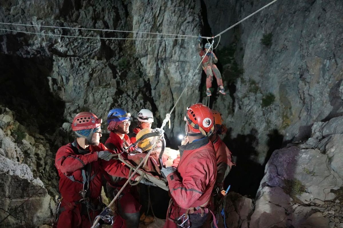 American researcher doing well after rescue from a deep Turkish cave ...