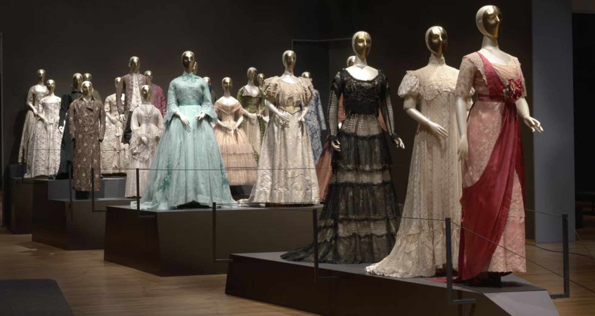 Las meninas (holandesas) desfilan en el Rijksmuseum de Ámsterdam ...