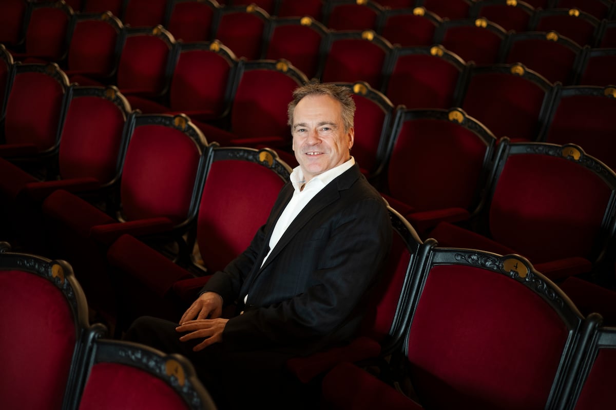 Jonathan Nott, nuevo director de orquesta del Liceu: “Vengo a que nos ...