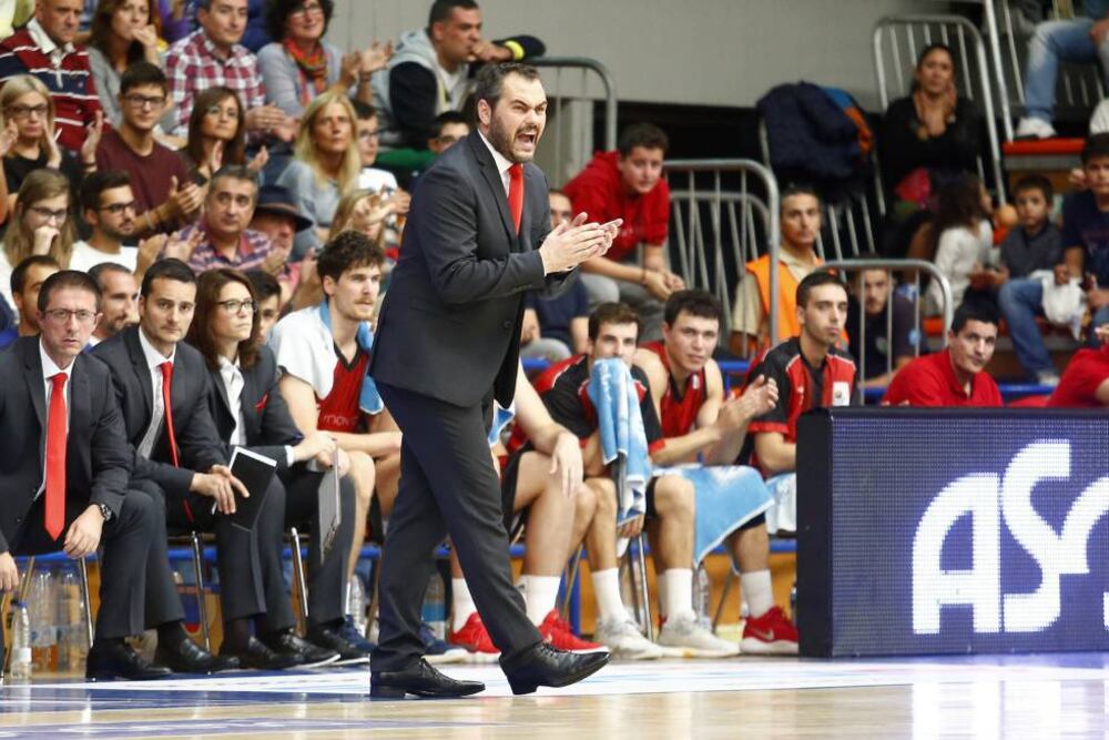 El Fuenlabrada despide a Agustí Julbe tras solo cinco partidos ...