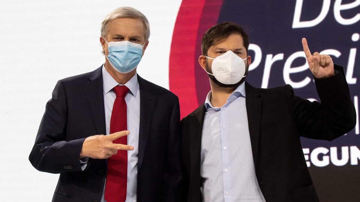 Elecciones Chile 2021: Gabriel Boric y José Antonio Kast chocan con dos ...